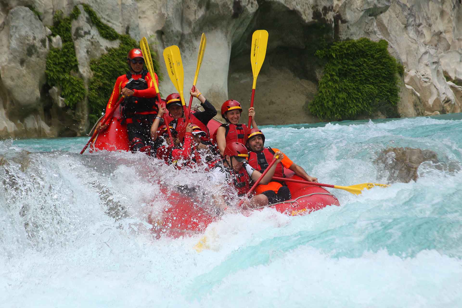 White Water Rafting on Tampaon River